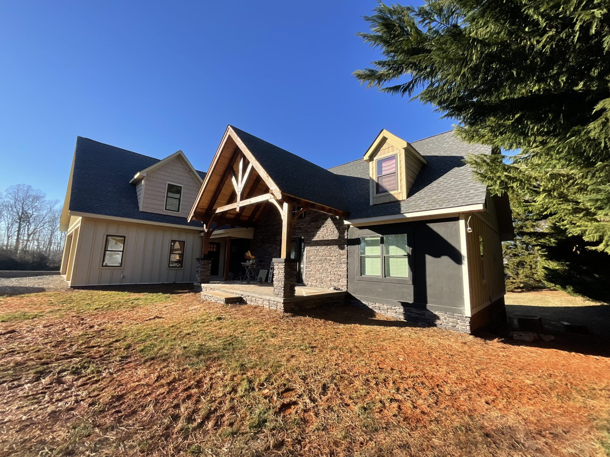 F and V Construction LLC – Vinyl Siding and Gutter Installation